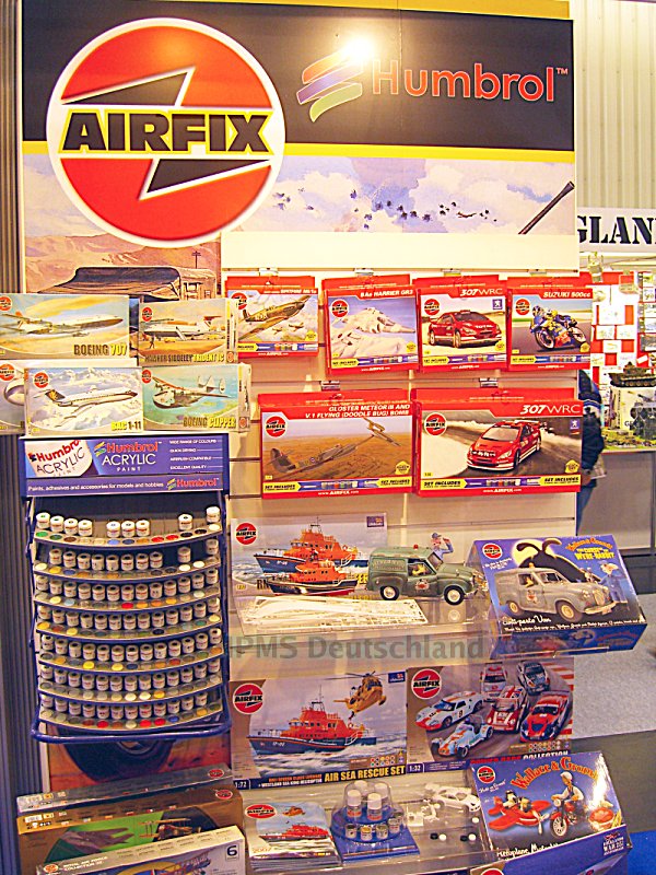 Photos from IPMS Deutschland of Airfix Stand - - The Airfix Tribute Forum