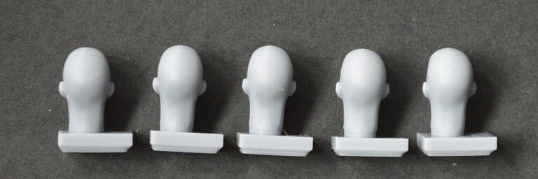 Set N°2 man heads – IPMS Deutschland