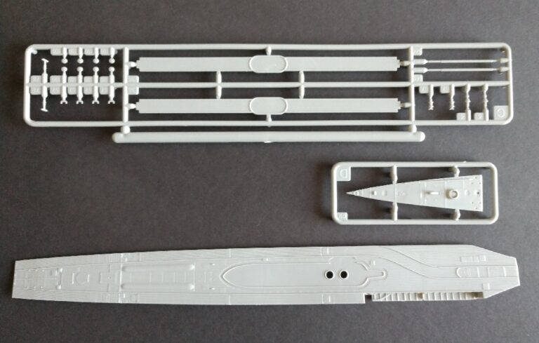 German Submarine Type IX C/40 (U 190) – IPMS Deutschland