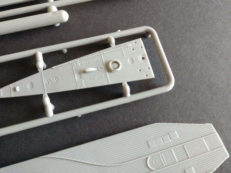 German Submarine Type IX C/40 (U 190) – IPMS Deutschland